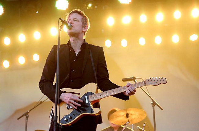 Spoon – Rainy Taxi + I Just Don’t Understand (Live @ Jimmy Kimmel Live ...