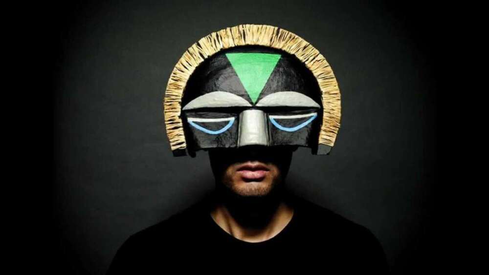 Ancora inediti per SBTRKT: ascolta “Renegade” e “Relics” | Deer Waves